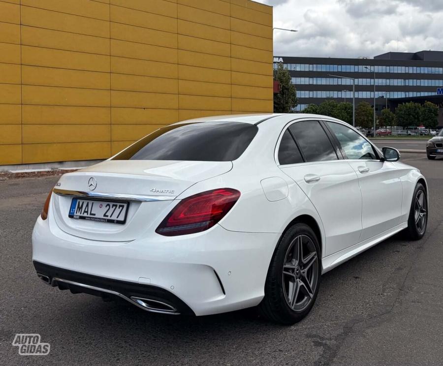 White Mercedes-Benz C 200 2021 in Kaunas, with an engine capacity of 1.50 L and mileage of 184 thousand km for 25990 €, photo 7 on AUTOMOTO.COM.LV