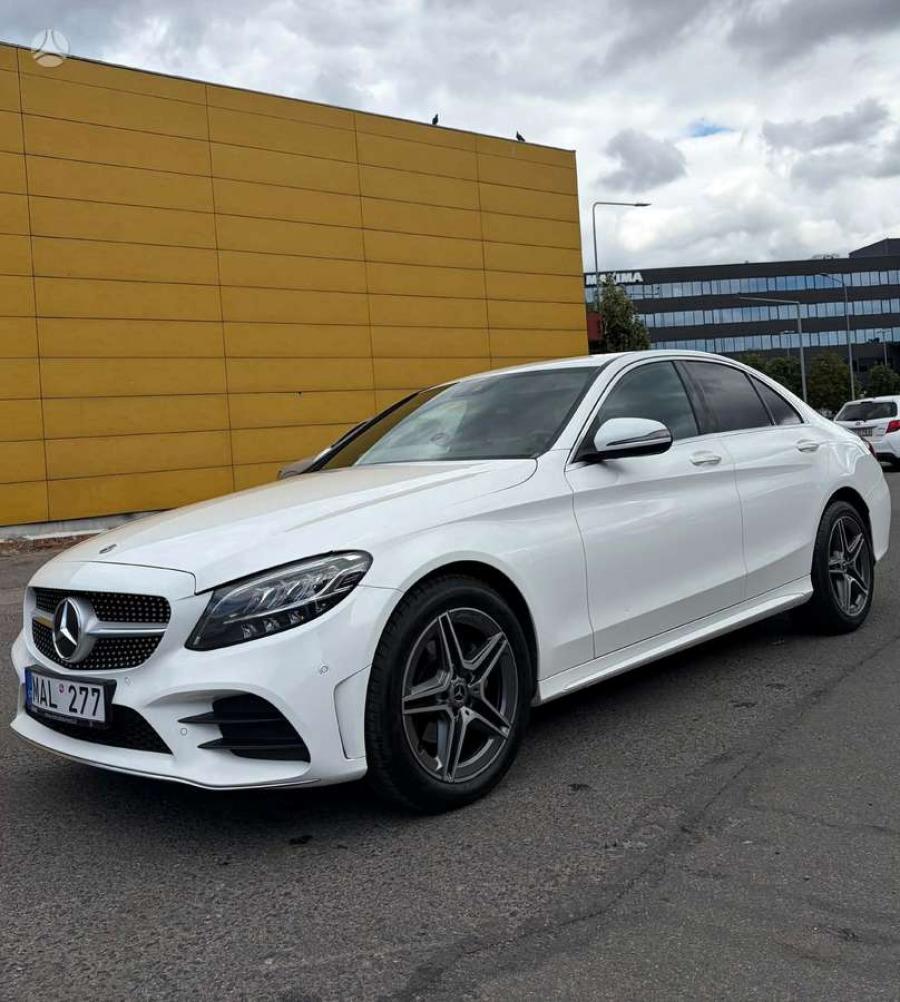 Balts Mercedes-Benz C 200 2021 Kauņa, ar dzinēja tilpumu 1.50 L un nobraukumu 184 tūkst. km par 25990 €, foto 1 vietnē AUTOMOTO.COM.LV