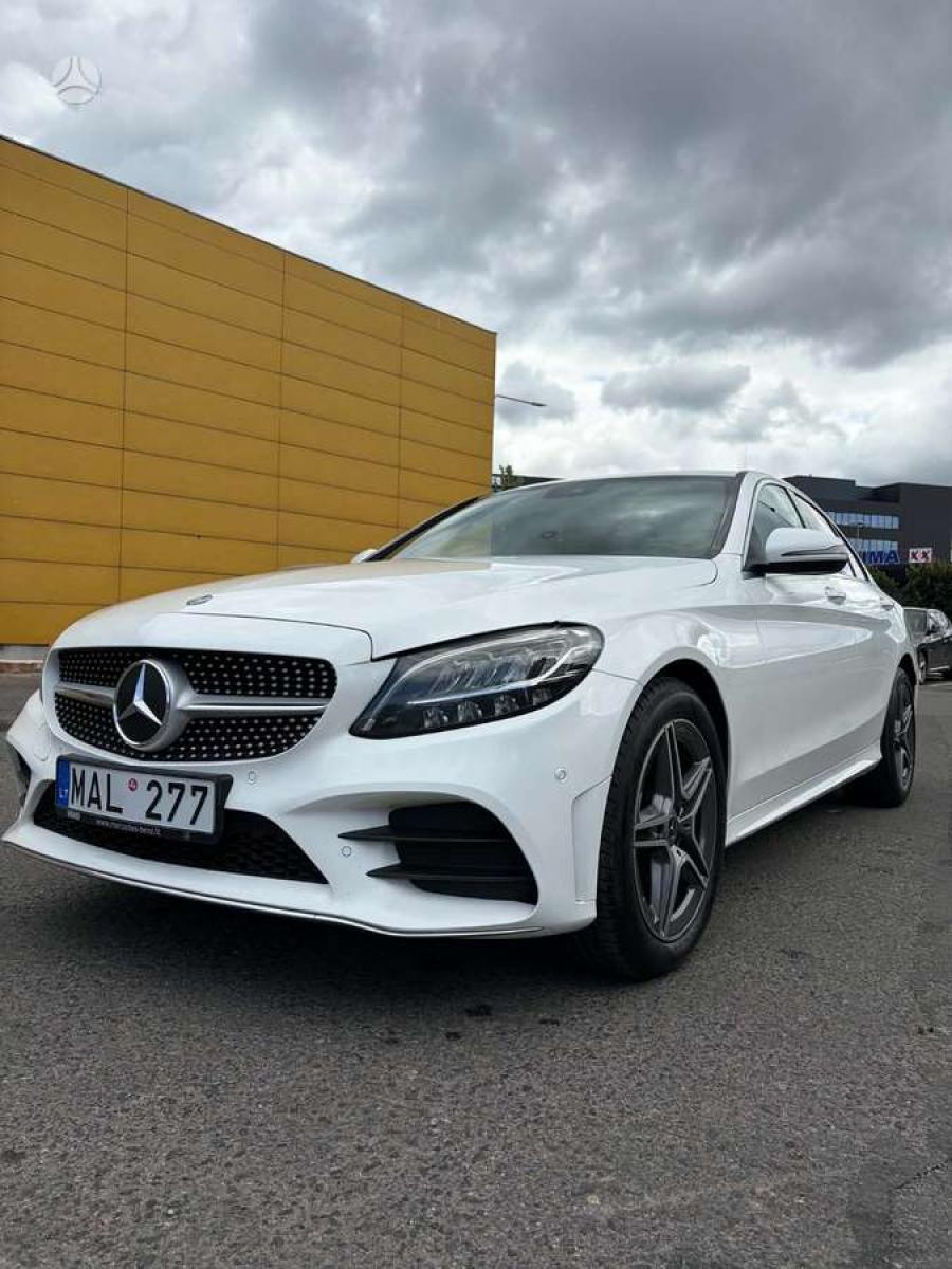 Balts Mercedes-Benz C 200 2021 Kauņa, ar dzinēja tilpumu 1.50 L un nobraukumu 184 tūkst. km par 25990 €, foto 3 vietnē AUTOMOTO.COM.LV