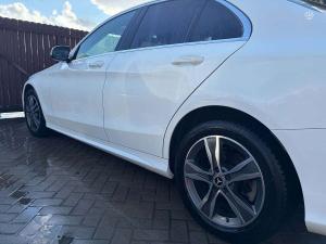 Balts Mercedes-Benz C 200 2021 Kauņa, ar dzinēja tilpumu 1.50 L un nobraukumu 184 tūkst. km par 25990 €, foto 14 vietnē AUTOMOTO.COM.LV