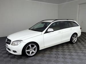 Balts Mercedes-Benz C 200 2008 Tallina, ar dzinēja tilpumu 2.10 L un nobraukumu 367 tūkst. km par 2499 €, foto 3 vietnē AUTOMOTO.COM.LV