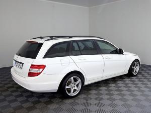 Balts Mercedes-Benz C 200 2008 Tallina, ar dzinēja tilpumu 2.10 L un nobraukumu 367 tūkst. km par 2499 €, foto 4 vietnē AUTOMOTO.COM.LV