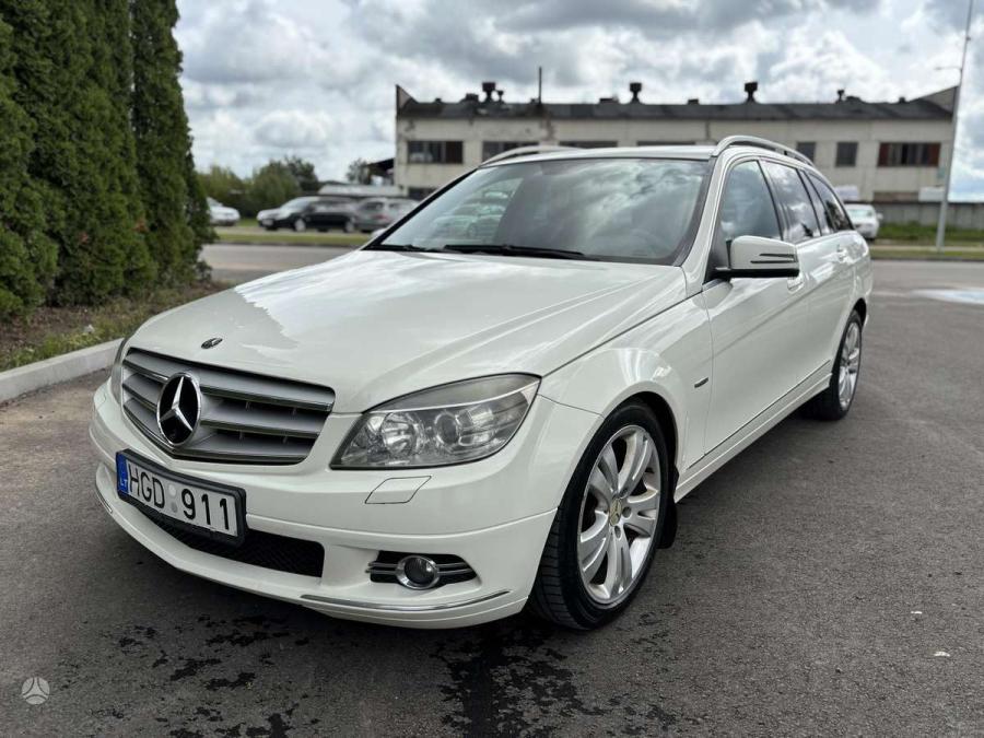 Balts Mercedes-Benz C 200 2009 Mažeikiai, ar dzinēja tilpumu 2.15 L un nobraukumu 471 tūkst. km par 2450 €, foto 1 vietnē AUTOMOTO.COM.LV