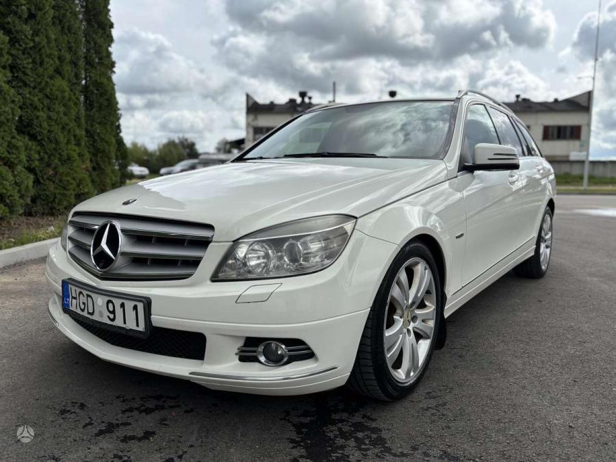 Balts Mercedes-Benz C 200 2009 Mažeikiai, ar dzinēja tilpumu 2.15 L un nobraukumu 471 tūkst. km par 2450 €, foto 3 vietnē AUTOMOTO.COM.LV