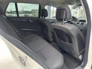 Balts Mercedes-Benz C 200 2010 Viļņa, ar dzinēja tilpumu 2.14 L un nobraukumu 443 tūkst. km par 2600 €, foto 8 vietnē AUTOMOTO.COM.LV