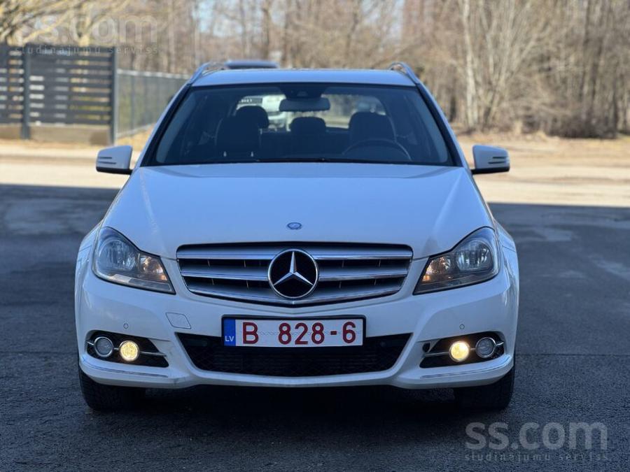 Balts Mercedes-Benz C 200 2011 Valmiera, ar dzinēja tilpumu 2.20 L un nobraukumu 306 tūkst. km par 6700 €, foto 3 vietnē AUTOMOTO.COM.LV