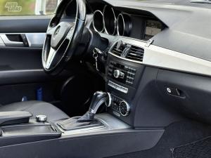 Balts Mercedes-Benz C 200 2013 Ignalina, ar dzinēja tilpumu 2.10 L un nobraukumu 399 tūkst. km par 6400 €, foto 16 vietnē AUTOMOTO.COM.LV