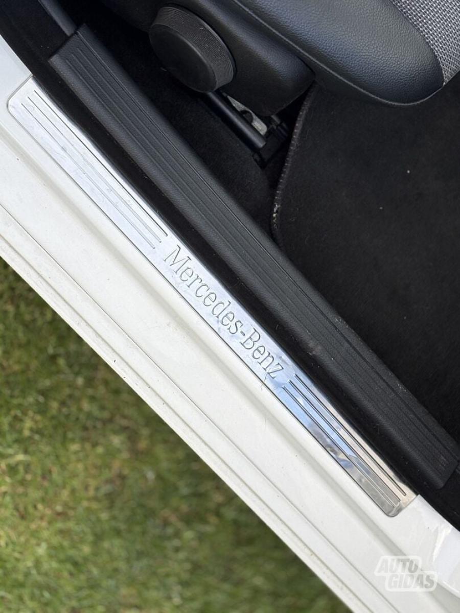 Balts Mercedes-Benz C 200 2013 Ignalina, ar dzinēja tilpumu 2.10 L un nobraukumu 399 tūkst. km par 6400 €, foto 24 vietnē AUTOMOTO.COM.LV