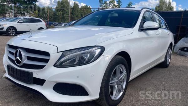 Balts Mercedes-Benz C 200 2015 Rīga, ar dzinēja tilpumu 1.60 L un nobraukumu 269 tūkst. km par 11500 €, foto 1 vietnē AUTOMOTO.COM.LV