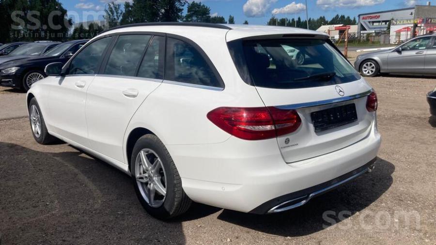 White Mercedes-Benz C 200 2015 in Riga, with an engine capacity of 1.60 L and mileage of 269 thousand km for 11500 €, photo 7 on AUTOMOTO.COM.LV