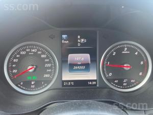 White Mercedes-Benz C 200 2015 in Riga, with an engine capacity of 1.60 L and mileage of 269 thousand km for 11500 €, photo 8 on AUTOMOTO.COM.LV
