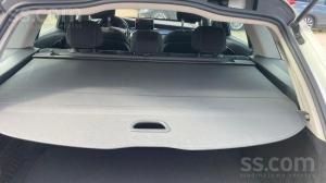White Mercedes-Benz C 200 2015 in Riga, with an engine capacity of 1.60 L and mileage of 269 thousand km for 11500 €, photo 16 on AUTOMOTO.COM.LV
