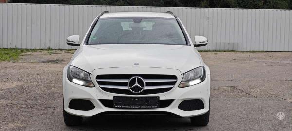 White Mercedes-Benz C 200 2016 in Utena, with an engine capacity of 1.60 L and mileage of 302 thousand km for 7650 €, photo 1 on AUTOMOTO.COM.LV