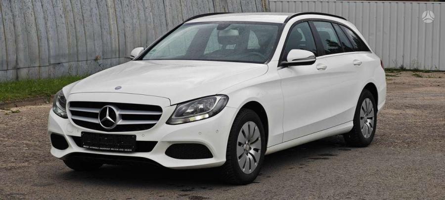 Balts Mercedes-Benz C 200 2016 Utena, ar dzinēja tilpumu 1.60 L un nobraukumu 302 tūkst. km par 7650 €, foto 4 vietnē AUTOMOTO.COM.LV