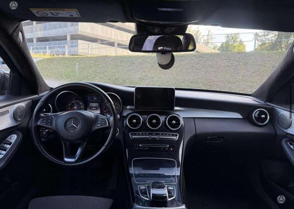 Balts Mercedes-Benz C 200 2016 Viļņa, ar dzinēja tilpumu 0.00 L un nobraukumu 265 tūkst. km par 7900 €, foto 10 vietnē AUTOMOTO.COM.LV