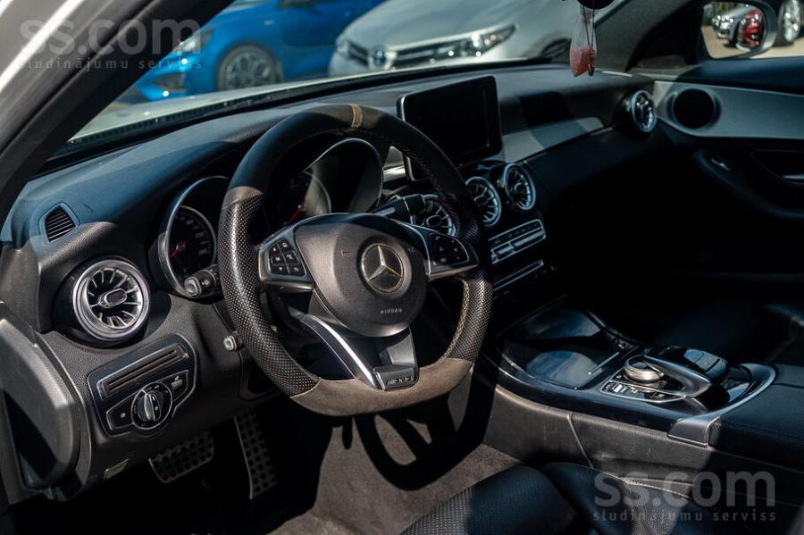 White Mercedes-Benz C 200 2016 in Riga, with an engine capacity of 2.20 L and mileage of 0 thousand km for 9950 €, photo 16 on AUTOMOTO.COM.LV