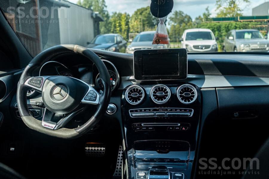 White Mercedes-Benz C 200 2016 in Riga, with an engine capacity of 2.20 L and mileage of 0 thousand km for 9950 €, photo 21 on AUTOMOTO.COM.LV