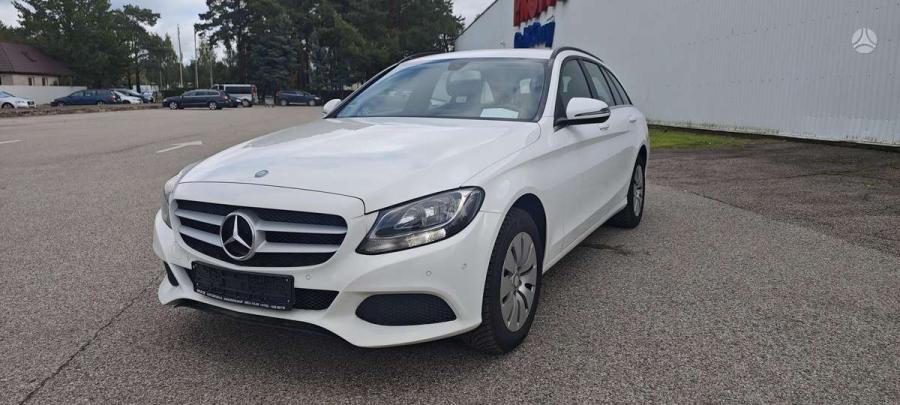 Balts Mercedes-Benz C 200 2016 Utena, ar dzinēja tilpumu 1.60 L un nobraukumu 302 tūkst. km par 7450 €, foto 1 vietnē AUTOMOTO.COM.LV