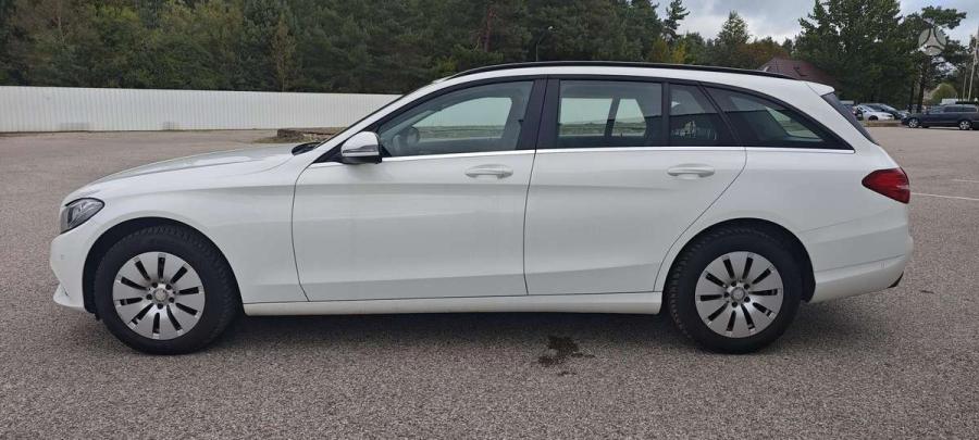 Balts Mercedes-Benz C 200 2016 Utena, ar dzinēja tilpumu 1.60 L un nobraukumu 302 tūkst. km par 7450 €, foto 3 vietnē AUTOMOTO.COM.LV