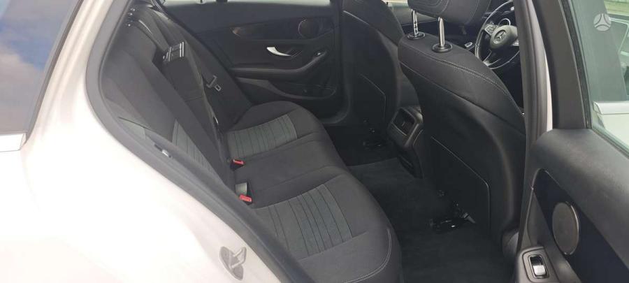 Balts Mercedes-Benz C 200 2016 Utena, ar dzinēja tilpumu 1.60 L un nobraukumu 302 tūkst. km par 7450 €, foto 14 vietnē AUTOMOTO.COM.LV