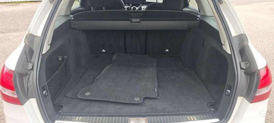 Balts Mercedes-Benz C 200 2016 Utena, ar dzinēja tilpumu 1.60 L un nobraukumu 302 tūkst. km par 7450 €, foto 16 vietnē AUTOMOTO.COM.LV