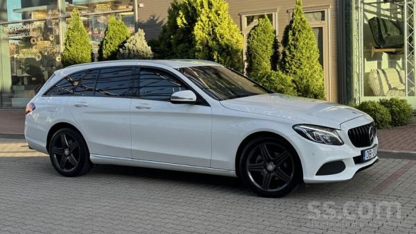 Balts Mercedes-Benz C 200 2016 Rīga, ar dzinēja tilpumu 1.60 L un nobraukumu 213 tūkst. km par 8700 €, foto 1 vietnē AUTOMOTO.COM.LV
