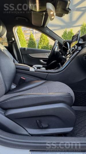 Balts Mercedes-Benz C 200 2016 Rīga, ar dzinēja tilpumu 1.60 L un nobraukumu 213 tūkst. km par 8700 €, foto 13 vietnē AUTOMOTO.COM.LV
