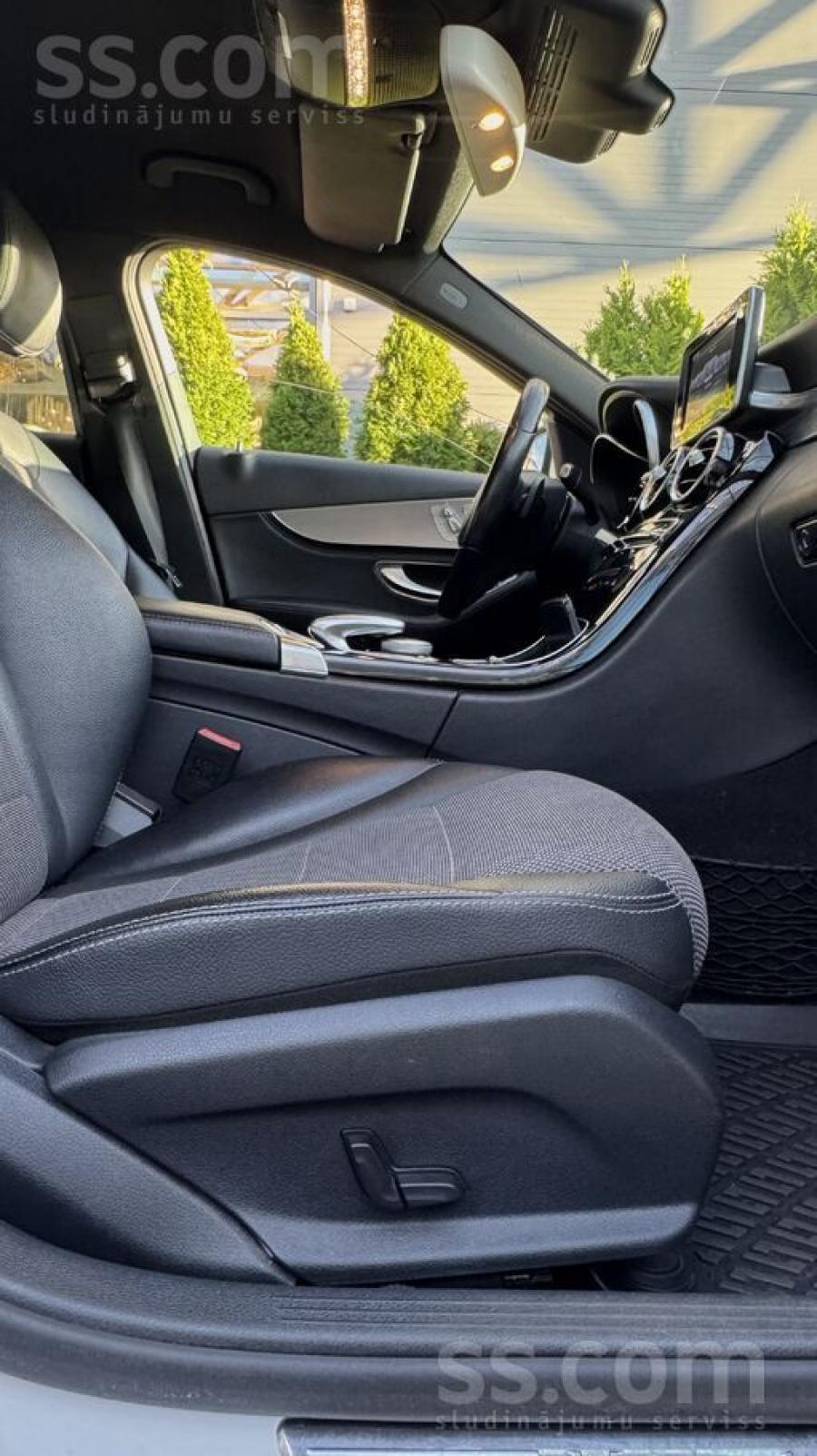 Balts Mercedes-Benz C 200 2016 Rīga, ar dzinēja tilpumu 1.60 L un nobraukumu 213 tūkst. km par 8700 €, foto 13 vietnē AUTOMOTO.COM.LV