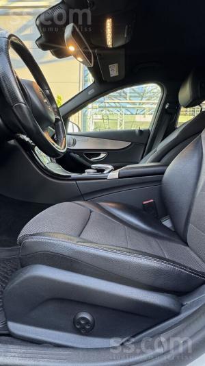 Balts Mercedes-Benz C 200 2016 Rīga, ar dzinēja tilpumu 1.60 L un nobraukumu 213 tūkst. km par 8700 €, foto 14 vietnē AUTOMOTO.COM.LV