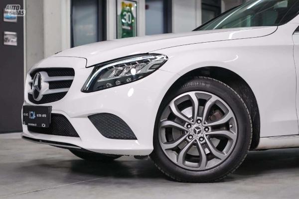 Balts Mercedes-Benz C 200 2018 Marijampole, ar dzinēja tilpumu 2.00 L un nobraukumu 195 tūkst. km par 13950 €, foto 7 vietnē AUTOMOTO.COM.LV