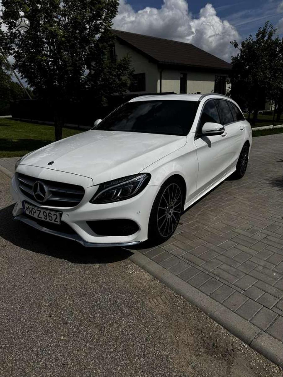White Mercedes-Benz C 200 2018 in Kaunas, with an engine capacity of 2.14 L and mileage of 267 thousand km for 13900 €, photo 1 on AUTOMOTO.COM.LV