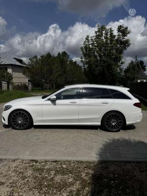 White Mercedes-Benz C 200 2018 in Kaunas, with an engine capacity of 2.14 L and mileage of 267 thousand km for 13900 €, photo 7 on AUTOMOTO.COM.LV