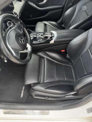 White Mercedes-Benz C 200 2018 in Kaunas, with an engine capacity of 2.14 L and mileage of 267 thousand km for 13900 €, photo 12 on AUTOMOTO.COM.LV