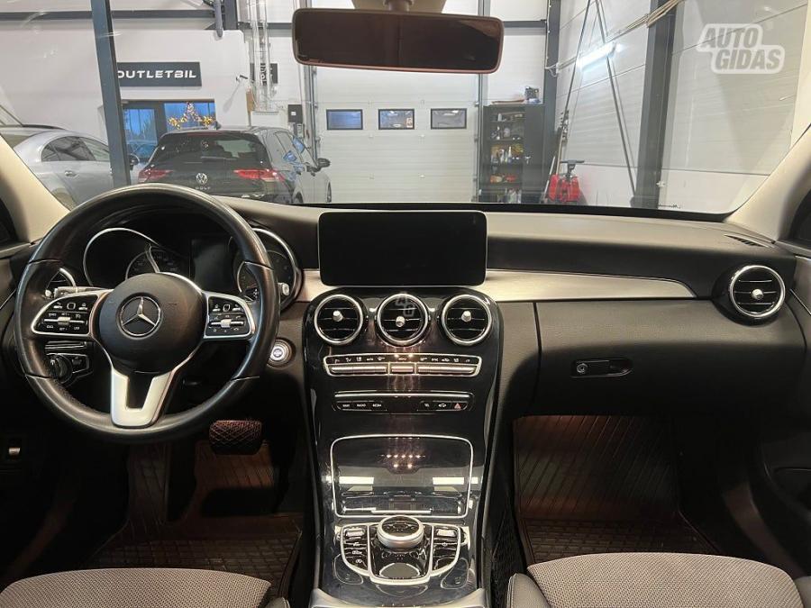 Белый Мерседес Ц 200 2019 в Каунас, объемом двигателя 0.00 л и пробегом 85 тыс. км за 25290 €, фото 9 на AUTOMOTO.COM.LV