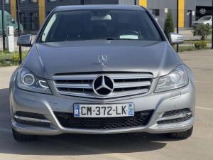 Dzeltens Mercedes-Benz C 200 2012 Klaipėda, ar dzinēja tilpumu 2.00 L un nobraukumu 191 tūkst. km par 7000 €, foto 4 vietnē AUTOMOTO.COM.LV