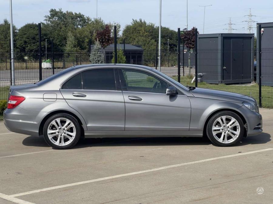 Dzeltens Mercedes-Benz C 200 2012 Klaipėda, ar dzinēja tilpumu 2.00 L un nobraukumu 191 tūkst. km par 7000 €, foto 6 vietnē AUTOMOTO.COM.LV