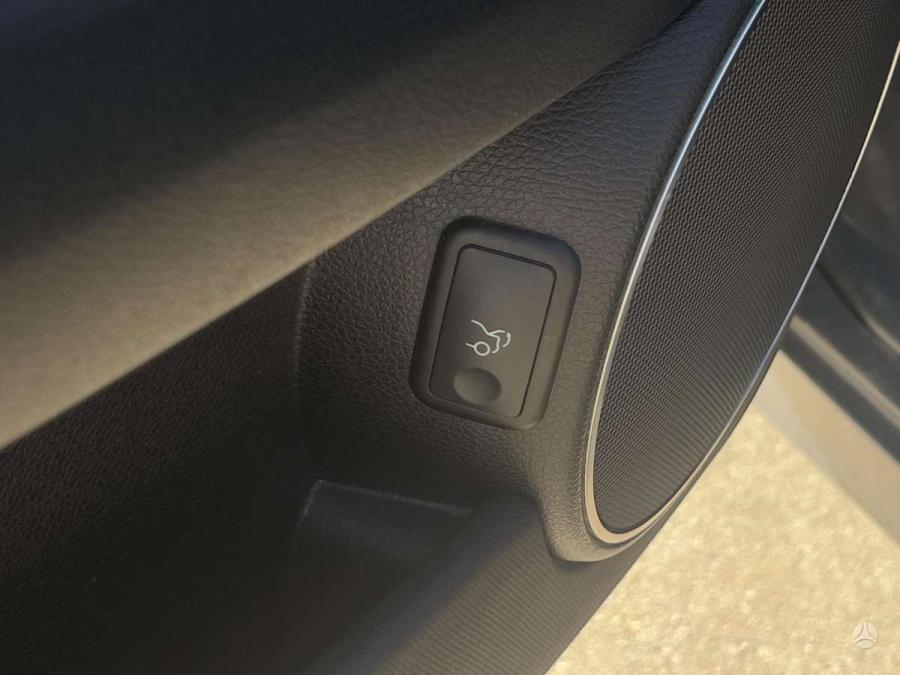 Dzeltens Mercedes-Benz C 200 2012 Klaipėda, ar dzinēja tilpumu 2.00 L un nobraukumu 191 tūkst. km par 7000 €, foto 15 vietnē AUTOMOTO.COM.LV
