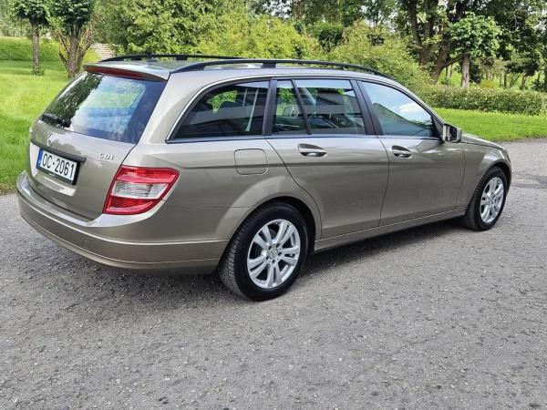 Dzeltens Mercedes-Benz C 200 2008 Jēkabpils, ar dzinēja tilpumu 2.20 L un nobraukumu 302 tūkst. km par 4890 €, foto 5 vietnē AUTOMOTO.COM.LV