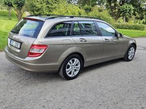 Yellow Mercedes-Benz C 200 2008 in Jekabpils, with an engine capacity of 2.20 L and mileage of 302 thousand km for 4890 €, photo 6 on AUTOMOTO.COM.LV