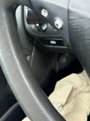 Melns Mercedes-Benz c-220 2002 Kauņa, ar dzinēja tilpumu 2.15 L un nobraukumu 368 tūkst. km par 850 €, foto 28 vietnē AUTOMOTO.COM.LV