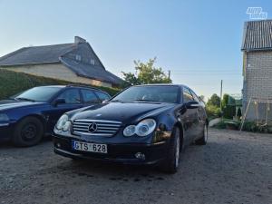 Melns Mercedes-Benz c-220 2003 Kauņa, ar dzinēja tilpumu 2.10 L un nobraukumu 247 tūkst. km par 1000 €, foto 2 vietnē AUTOMOTO.COM.LV