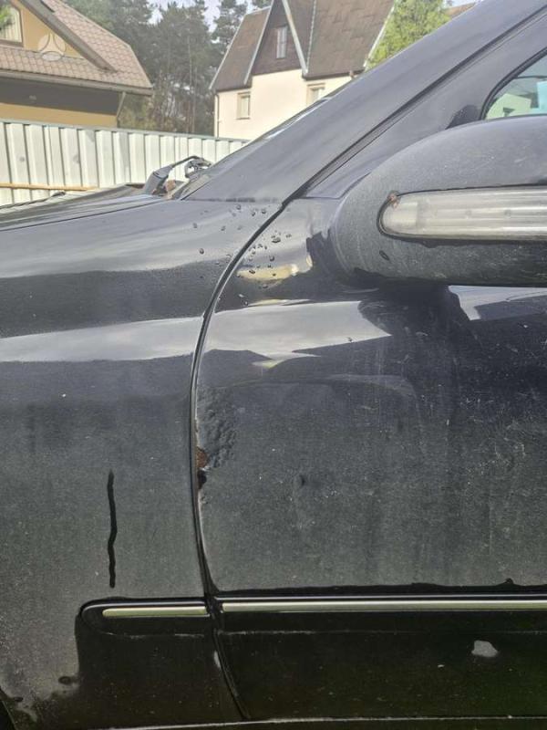 Melns Mercedes-Benz c-220 2004 Kauņa, ar dzinēja tilpumu 2.15 L un nobraukumu 230 tūkst. km par 850 €, foto 3 vietnē AUTOMOTO.COM.LV