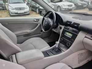 Черный Мерседес Ц 220 2007 в Каунас, объемом двигателя 2.20 л и пробегом 300 тыс. км за 1750 €, фото 6 на AUTOMOTO.COM.LV