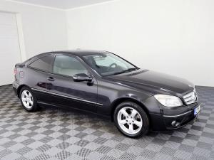 Melns Mercedes-Benz c-220 2010 Tallina, ar dzinēja tilpumu 2.10 L un nobraukumu 229 tūkst. km par 3199 €, foto 9 vietnē AUTOMOTO.COM.LV