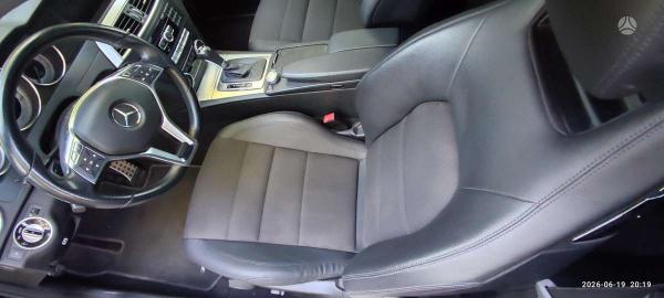 Black Mercedes-Benz c-220 2011 in Siauliai, with an engine capacity of 2.20 L and mileage of 340 thousand km for 6350 €, photo 5 on AUTOMOTO.COM.LV