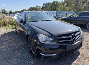 Black Mercedes-Benz c-220 2013 in Jonava, with an engine capacity of 2.20 L and mileage of 237 thousand km for 5950 €, photo 5 on AUTOMOTO.COM.LV