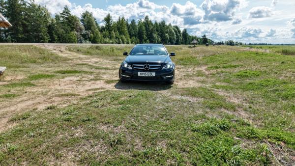 Melns Mercedes-Benz c-220 2015 Balvi, ar dzinēja tilpumu 2.20 L un nobraukumu 152 tūkst. km par 4000 €, foto 3 vietnē AUTOMOTO.COM.LV