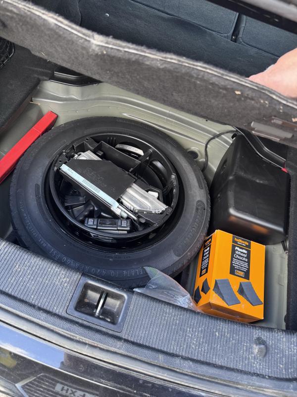 Melns Mercedes-Benz c-220 2015 Balvi, ar dzinēja tilpumu 2.20 L un nobraukumu 152 tūkst. km par 4000 €, foto 8 vietnē AUTOMOTO.COM.LV