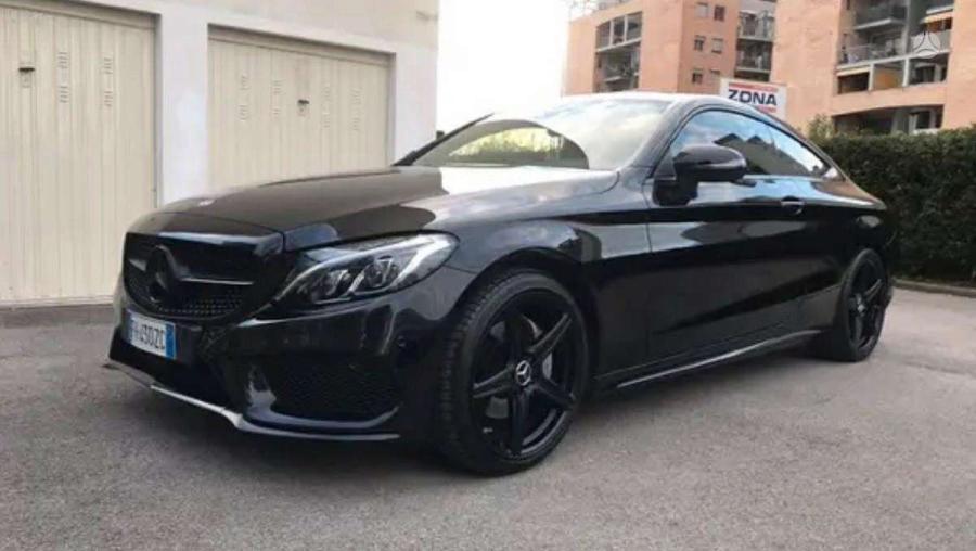 Black Mercedes-Benz c-220 2016 in Gargzdai, with an engine capacity of 2.14 L and mileage of 160 thousand km for 14900 €, photo 1 on AUTOMOTO.COM.LV