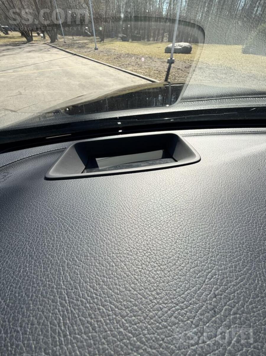 Melns Mercedes-Benz c-220 2016 Rīga, ar dzinēja tilpumu 2.20 L un nobraukumu 118 tūkst. km par 22500 €, foto 18 vietnē AUTOMOTO.COM.LV